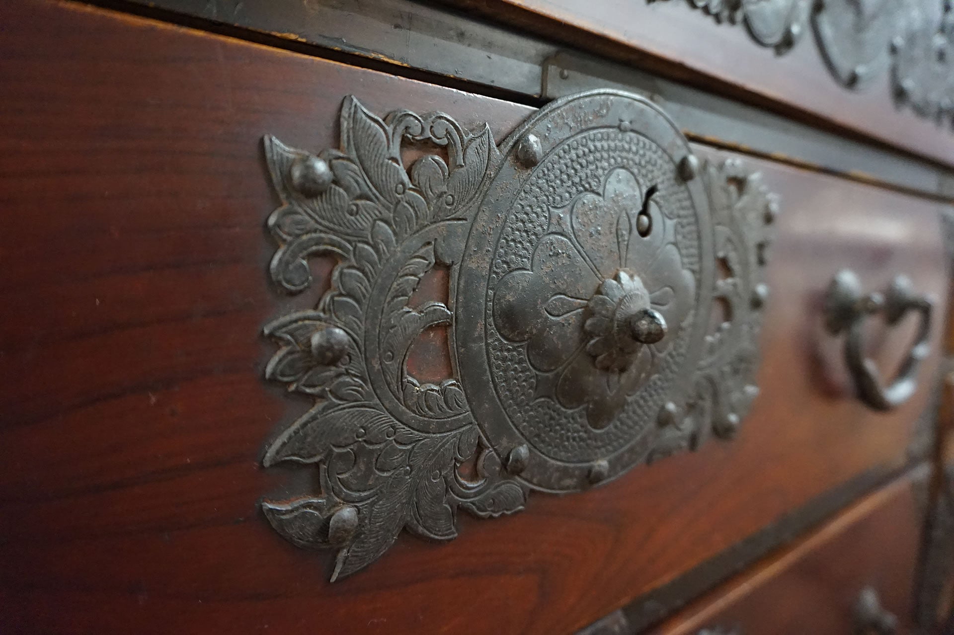 Nagaza Handcrafted Handle – MORIKUNI Tansu Cabinet Hardware